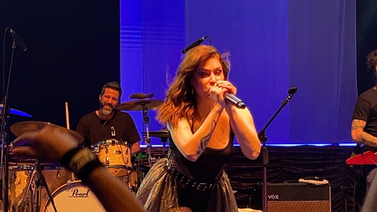 Pitty - Admirável chip novo 4K (trecho) / Fundição progresso RJ - 29/04 ...