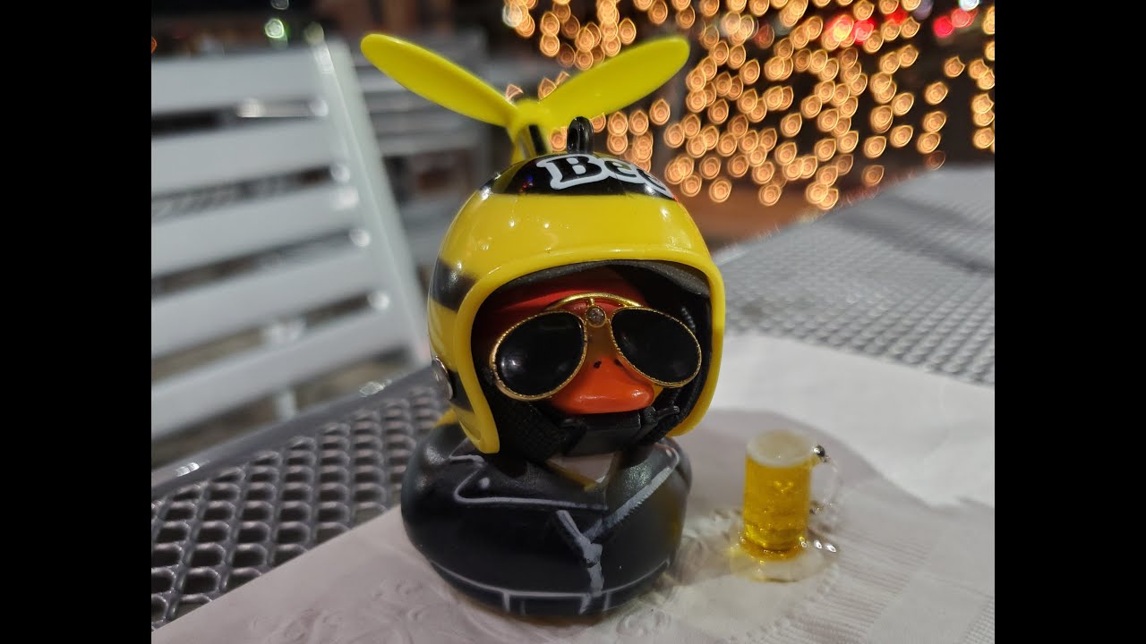 Moto Duck - YouTube