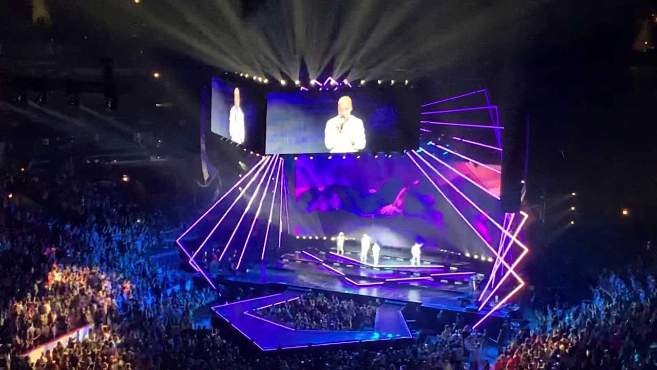 Backstreet Boys DNA Tour #9 - YouTube