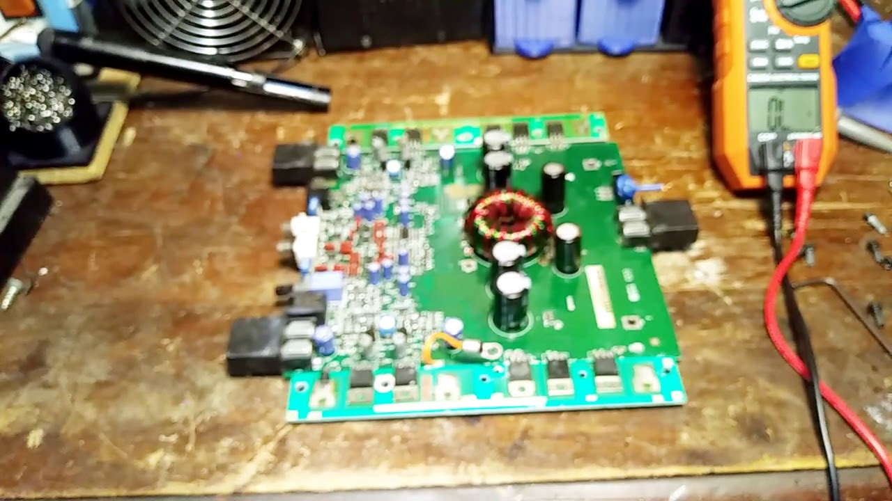 001 Rockford Fosgate Punch 301s 900 Watts Amplifier - YouTube