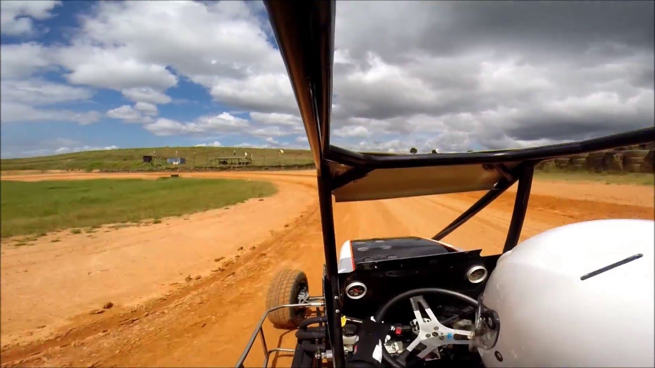 Patetonga Speedway Midget practice - YouTube