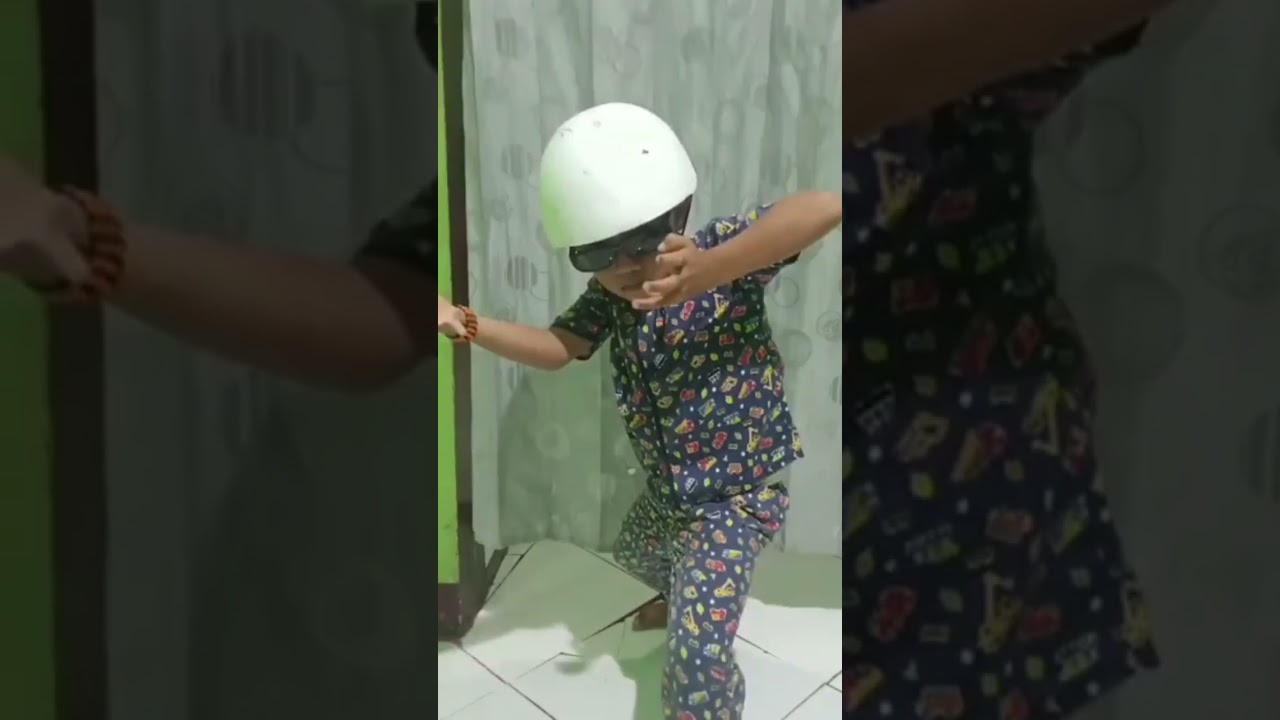 Hiburan bocil yang punya banyak gaya.. - YouTube