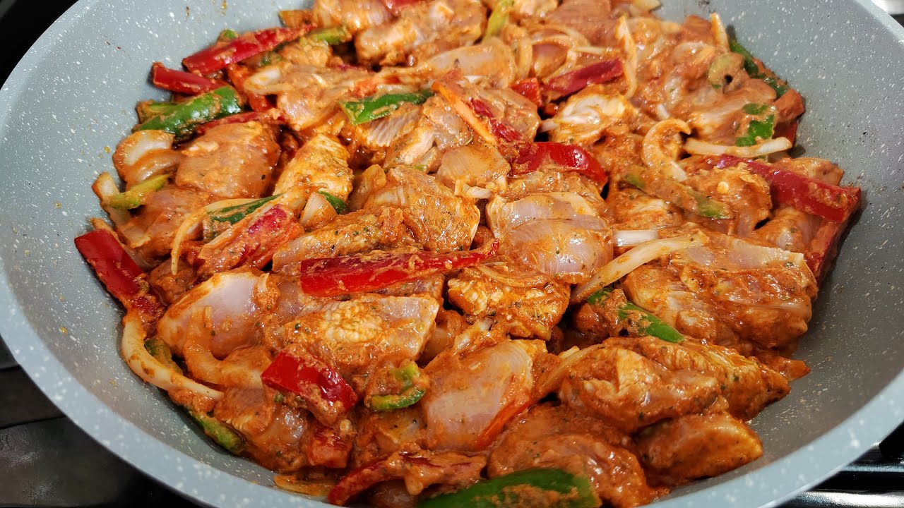 THE MOST DELICIOUS AND THE EASIEST CHICNEK RECIPE I HAVE EVER MADE ...