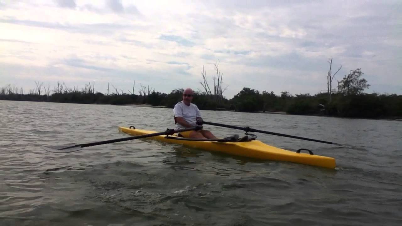 Learning to scull in the Edon TS515 - training wheels off - YouTube