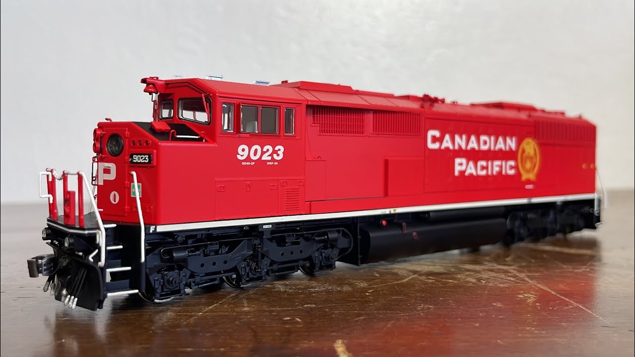 CP SD40-2F (Bowser) Review - YouTube