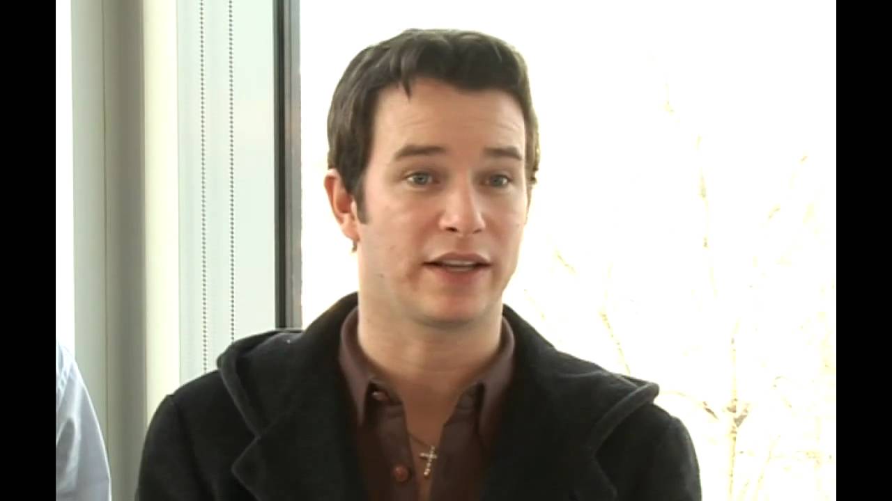 Boyzone singer Stephen Gately dies - YouTube