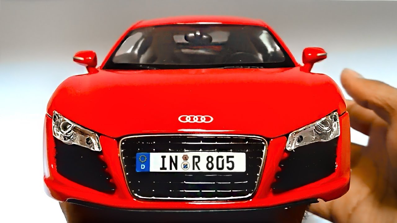 Unboxing of Audi R8 1:18 Scale Diecast Model Car - YouTube