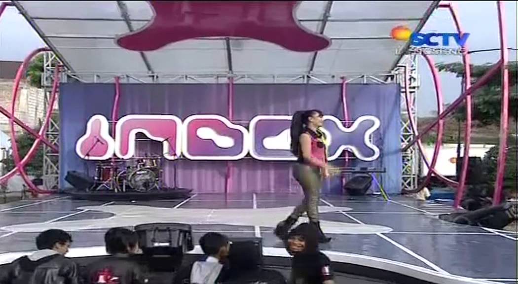 ZASKIA GOTIX Live At Inbox (13-05-2013) Courtesy SCTV - YouTube