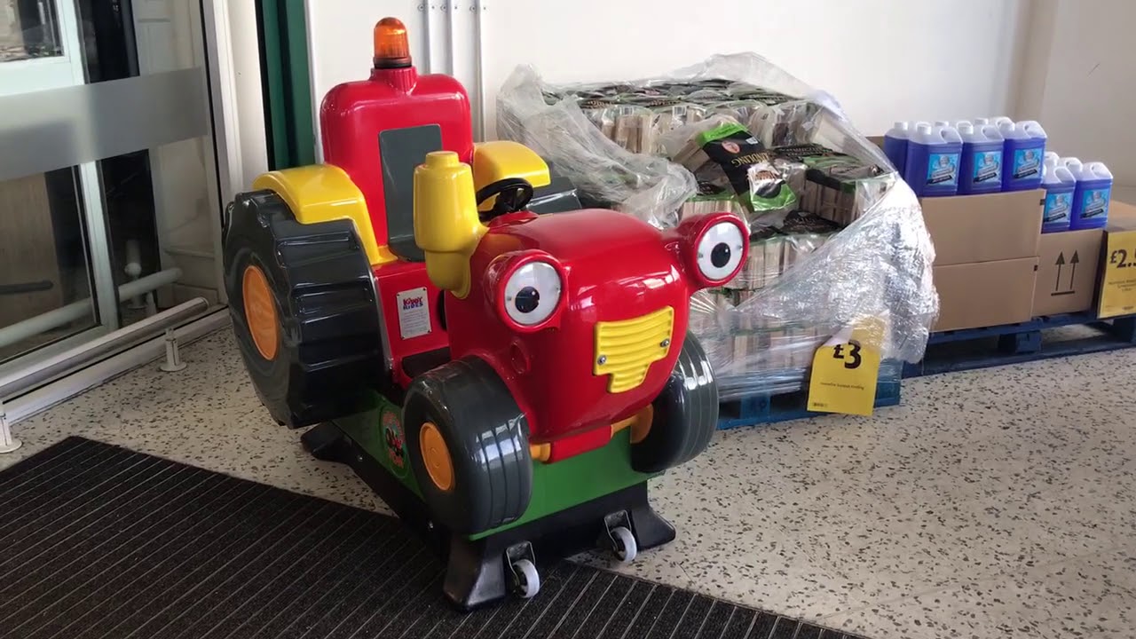 Northern Leisure Tractor Tom kiddie ride - YouTube