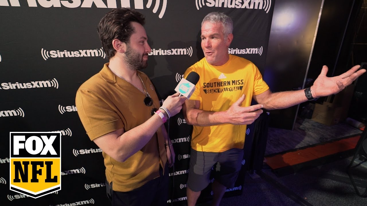Baker Mayfield meets Brett Favre for the first time on his Radio Row ...