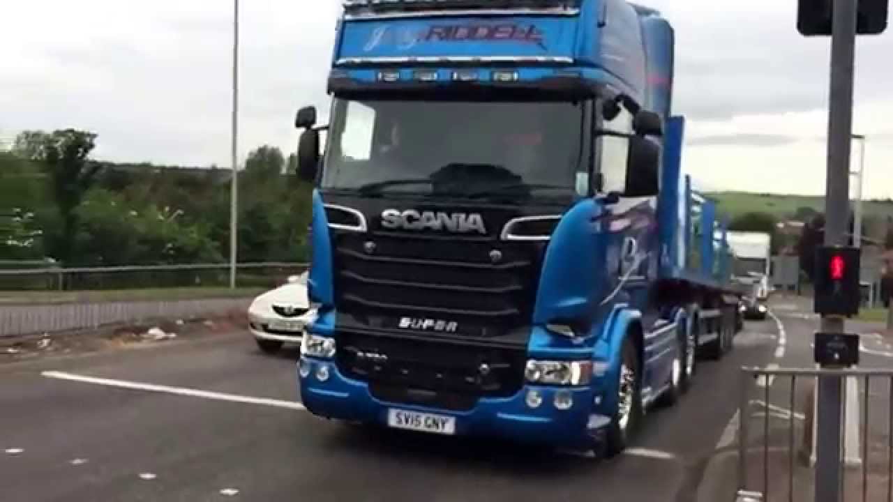 J G Riddell Scania v8 streamline - YouTube