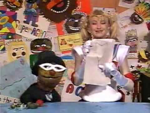 Agro's Cartoon Connection - Sailormoon Cosplay - YouTube