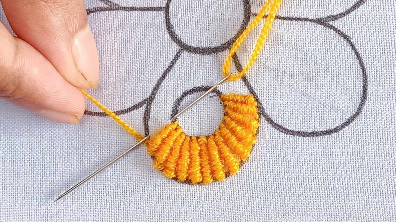 3 Amazing Basic Stitch Tutorial ! Bullion Knot ,Blanket & Chain ...
