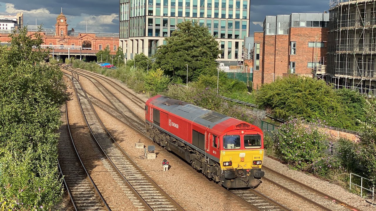 DB Cargo UK 66118 passes Nottingham light engine with a Immingham to ...
