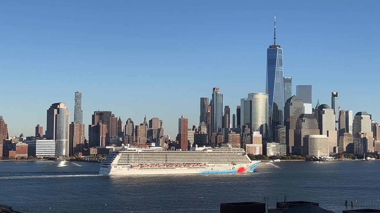 New York, New York - Norwegian Breakaway Sails from New York City ...
