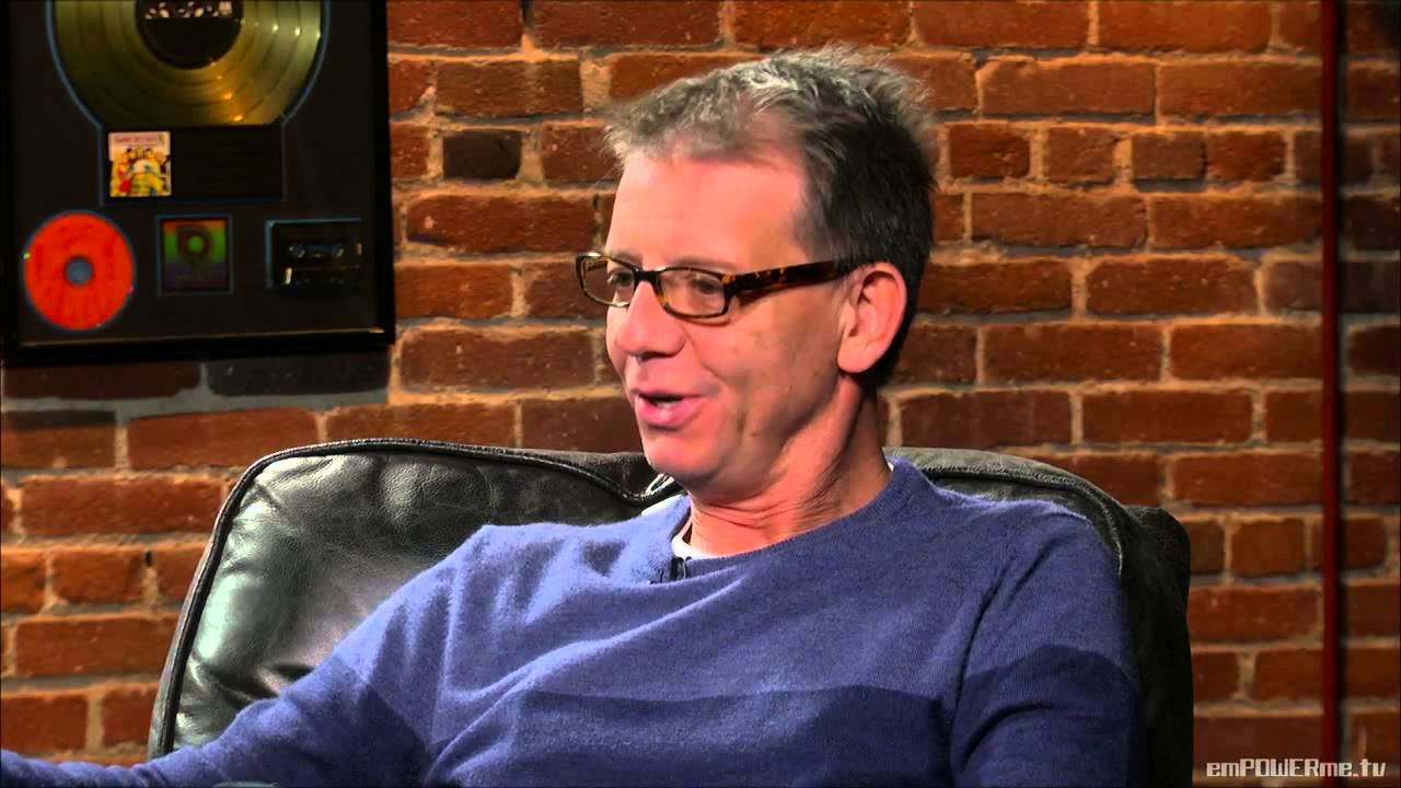 Gene Simmons: Family Jewels Music Supervisor: Greg Cahn - YouTube