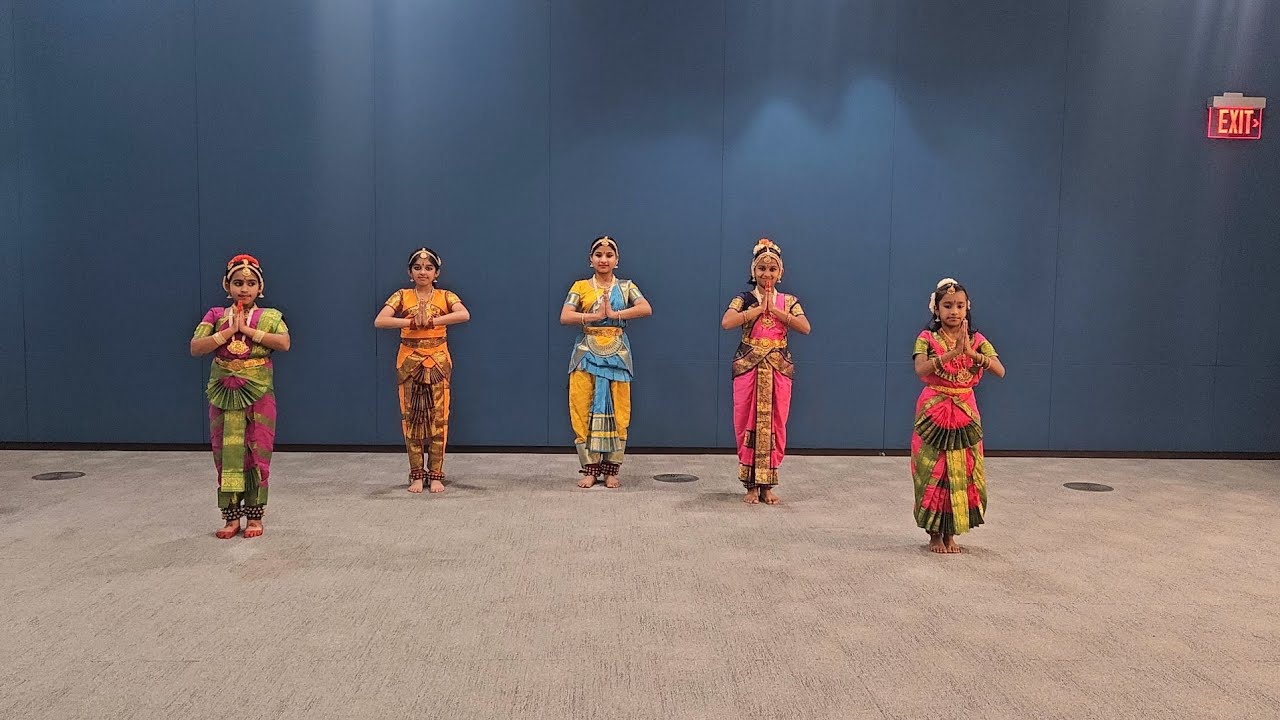 Bomma Bomma tha Performance NVSD - YouTube