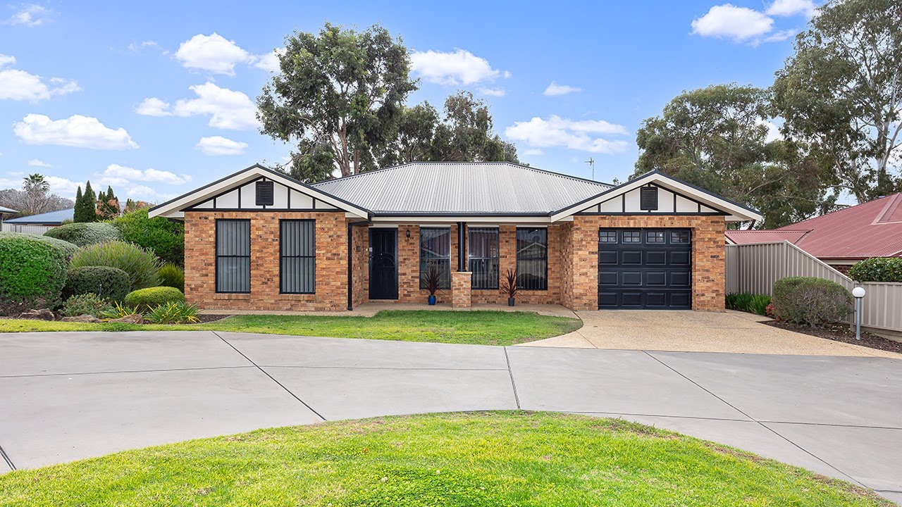1 29 Fitzroy Street, Tatton - YouTube
