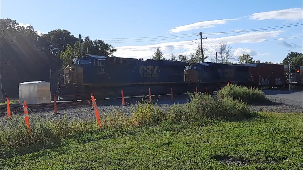 Railfanning at Voorheesville throughout Labor Day Weekend - YouTube