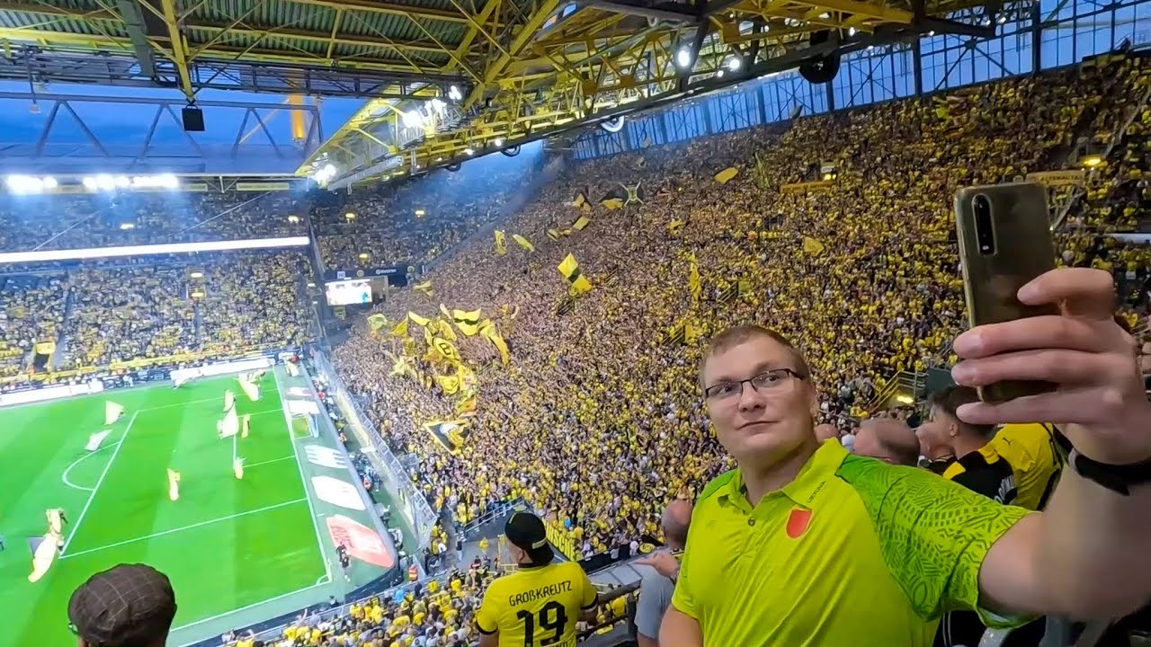 First impressions of the YELLOW WALL... - YouTube