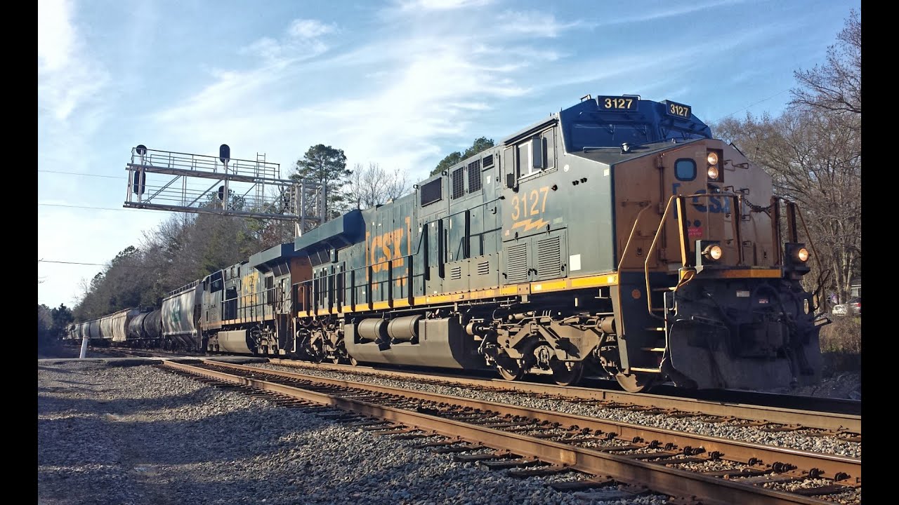 CSX Local Train F762 With CSX Leader 3127 At Catawba SC On The CSX ...