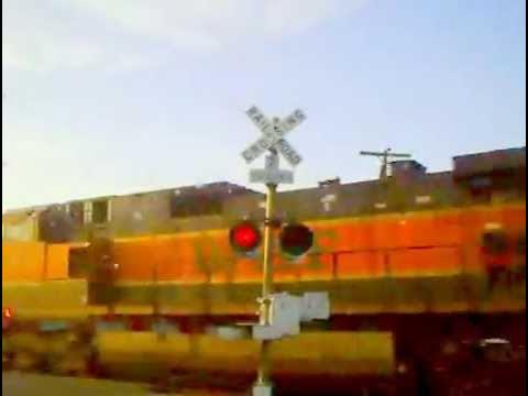 BNSF 4330 East Z Train (7-8-2013) - YouTube