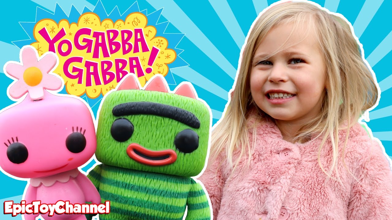 YO GABBA GABBA Pop Characters + LITTLE TIKES Bounce House Getting ...