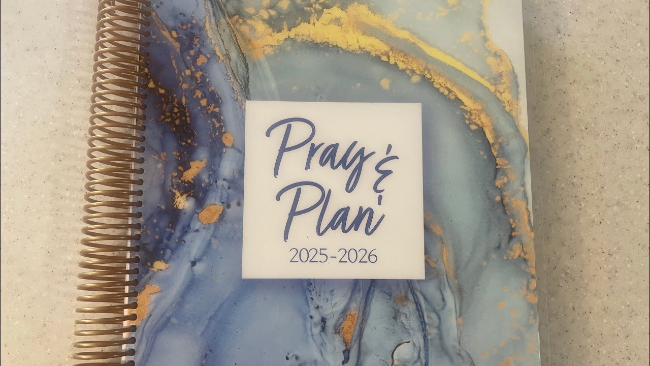 Review of the Pray & Plan Teacher Planner - YouTube