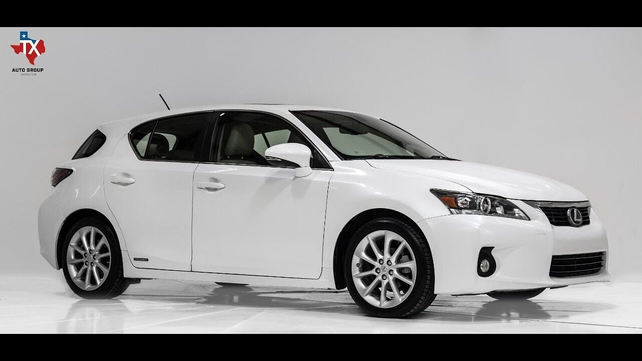 2011 Lexus CT 200h Premium Economy Hatchback - 98 Horsepower 1.8L I4 ...