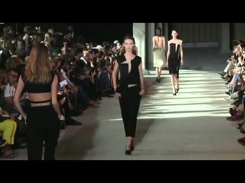 MMD SS 2014 - Costume National - YouTube