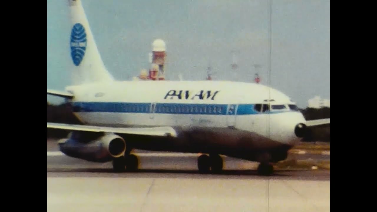 Pan Am B737-200 IGS Service - YouTube