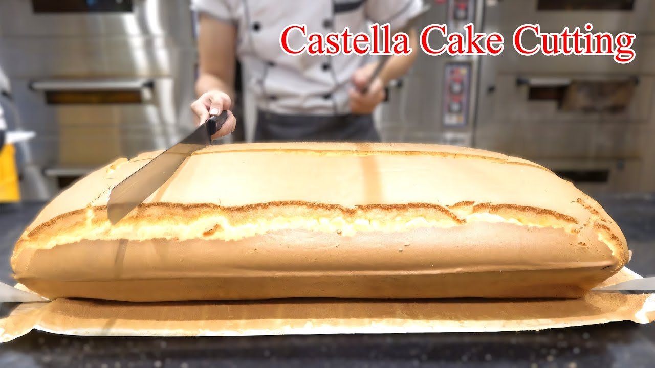 Original Le Castella Jiggly cake cutting | LKA Foodie - YouTube