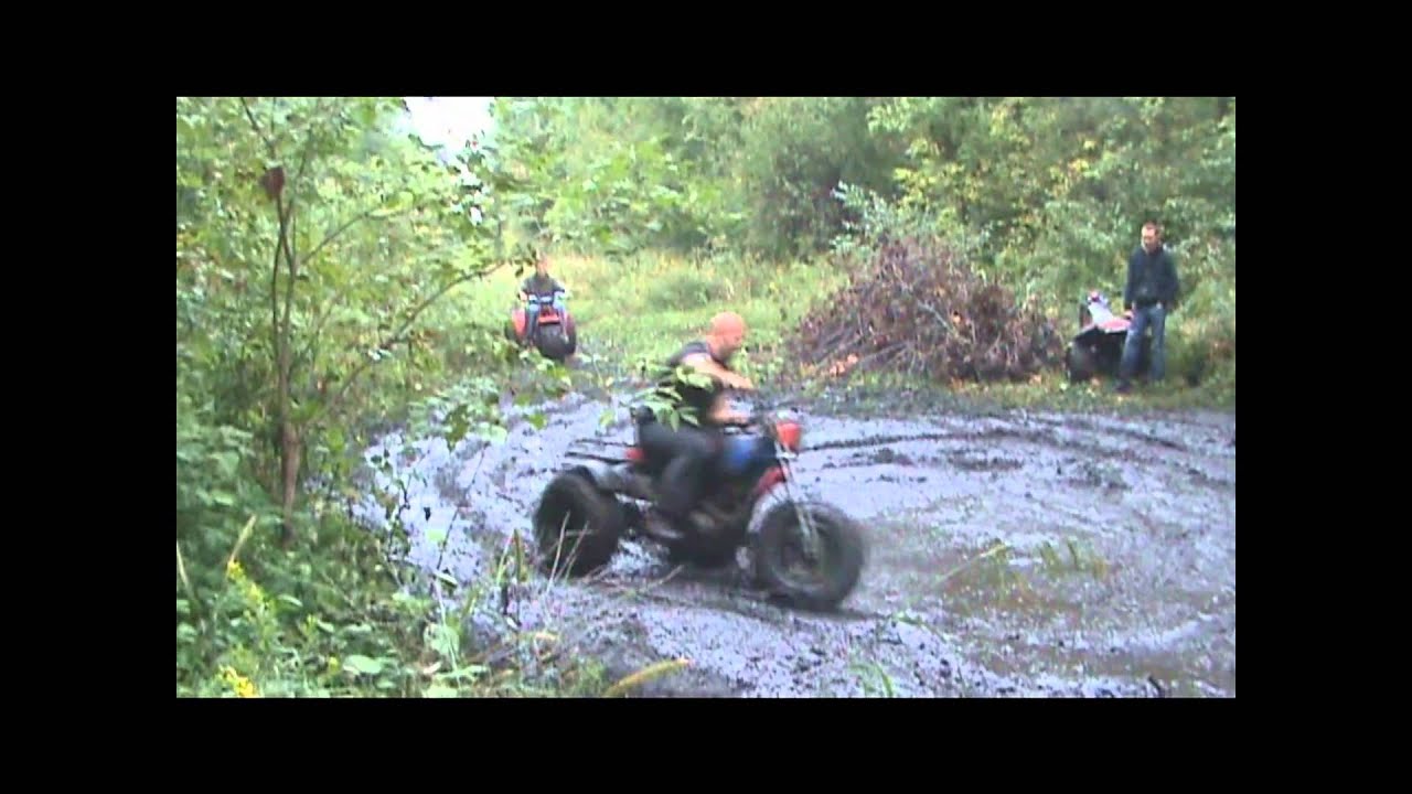 honda atc the best mud drift and donuts - YouTube