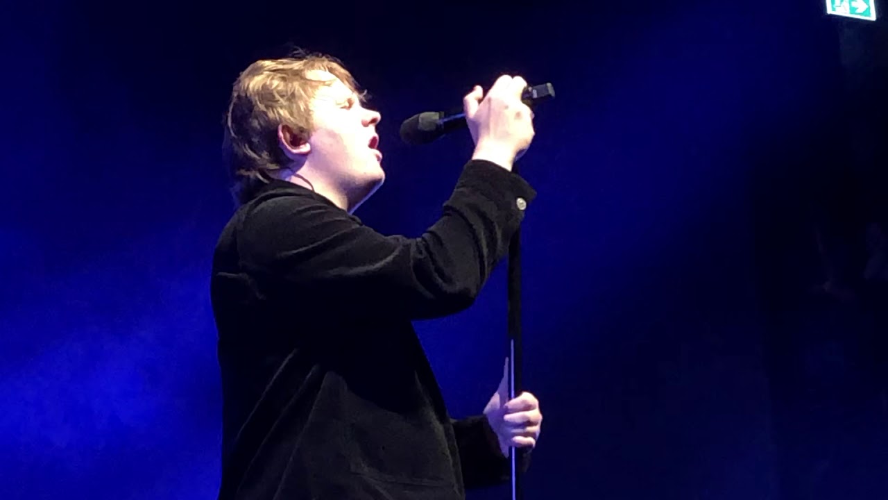 Lewis Capaldi - "One" - Toronto, Ont, Canada - Oct. 6, 2019 - YouTube