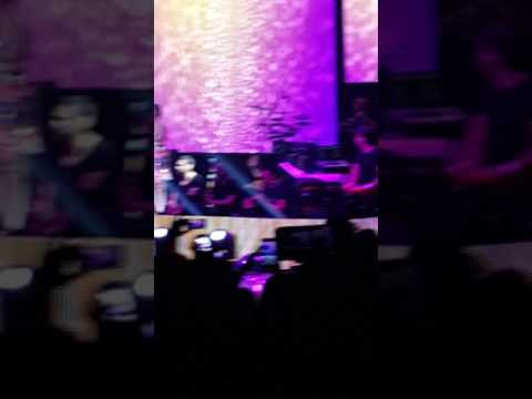 Sueno hotel side  (ebru gündeş konseri )