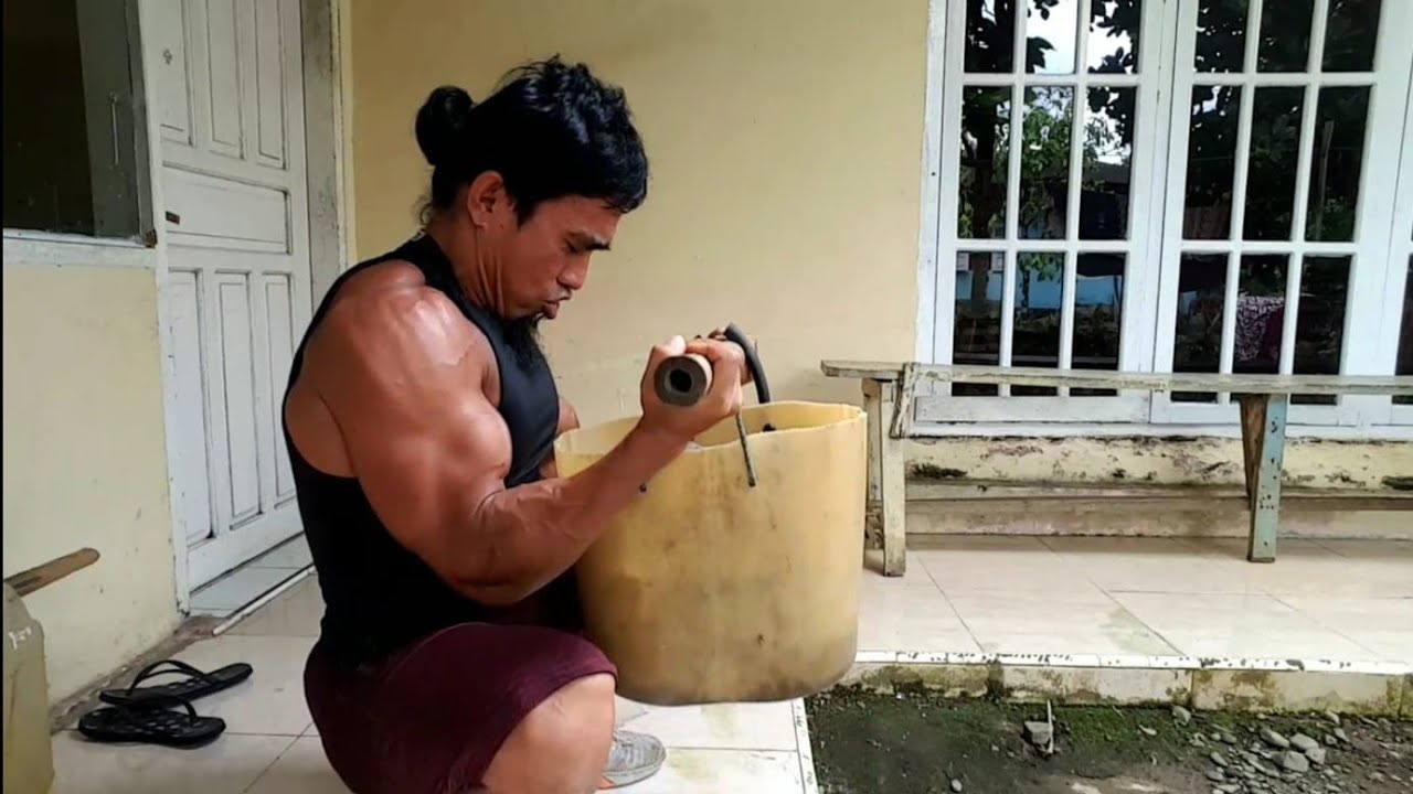 LATIHAN FITNESS DI RUMAH HARI INI || MOTIVATION WORKOUT AT HOME - YouTube