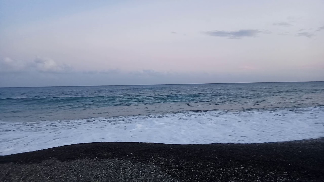 Dinapigue bay - YouTube