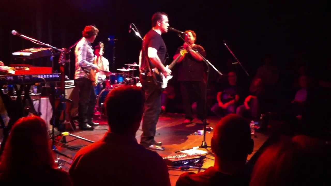 Tommy Castro band with Mark Zaretsky of The Cobalt Rhythm Kings ...