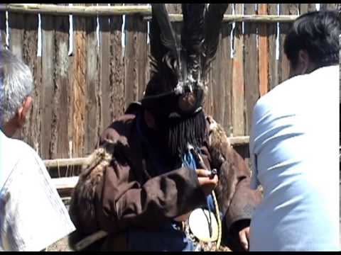 MONGOLIAN SHAMAN '' huuhen KHONGOR'' zairan.mov - YouTube