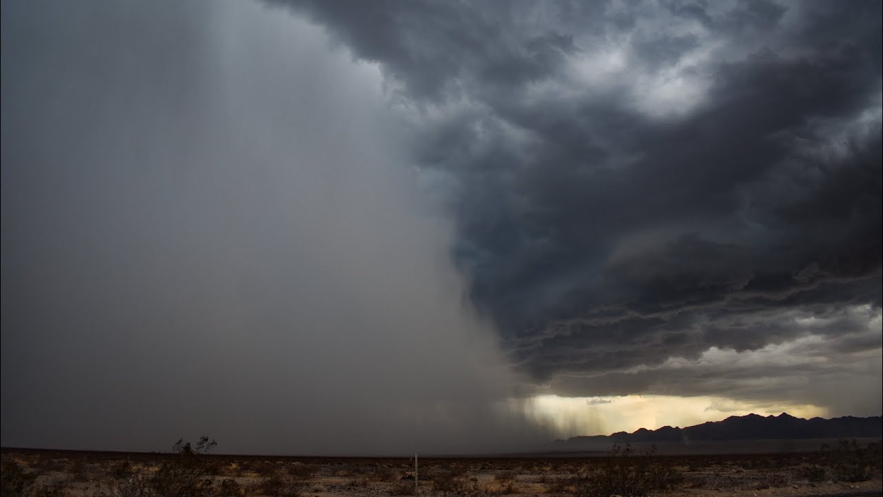 Monster Thunderstorm EXPLODED 😱🔥⛈️ North of Blythe CA - YouTube