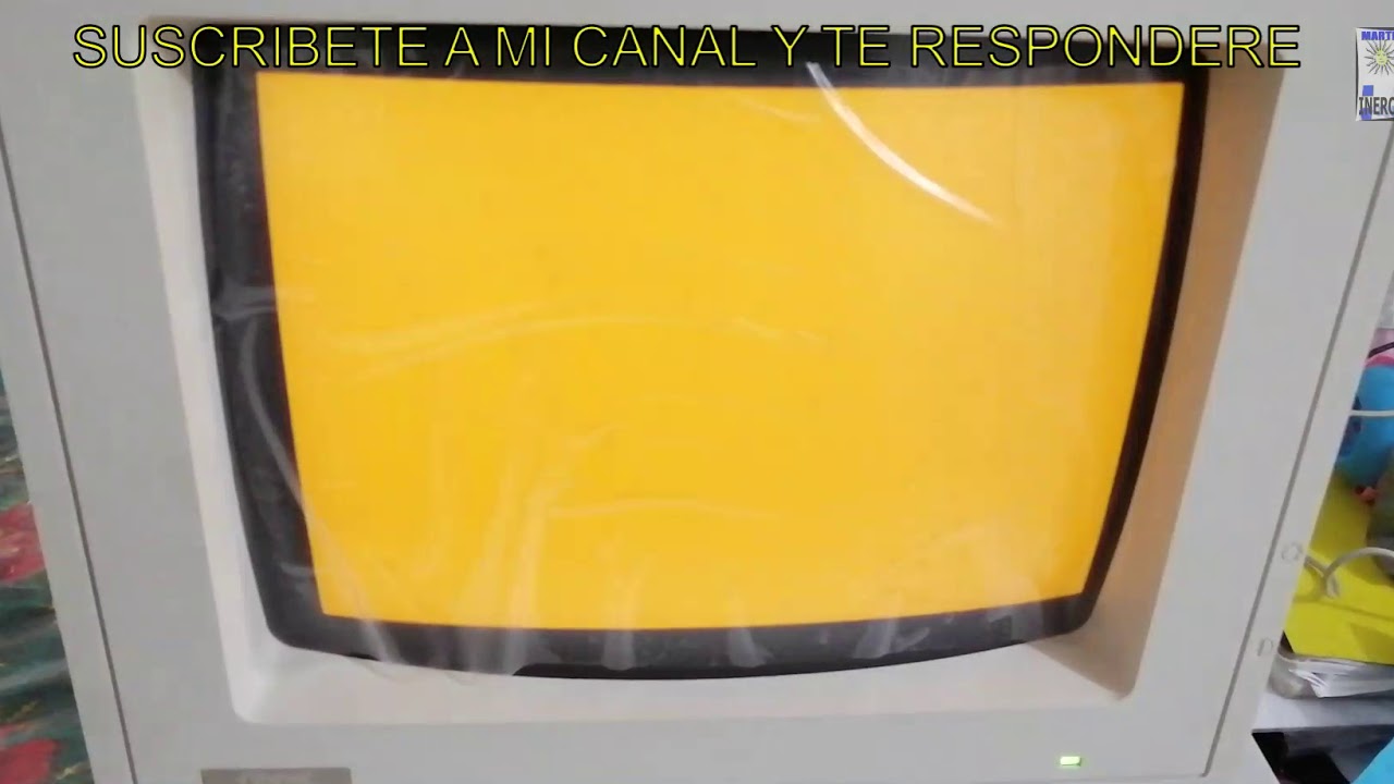 Prueba de 2 monitores Monocromaticos monocromo DB9 AOC INT AMBAR 1989 ...