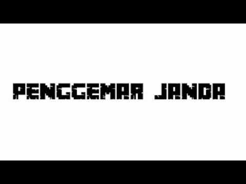 TELANJANG DI BANDARA