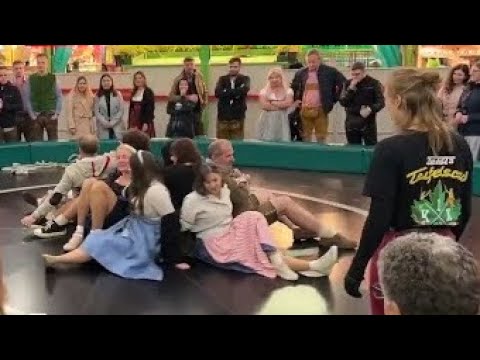 TEUFELSRAD DAMEN / SEXY GIRLS RIDE 9 / OKTOBERFEST MÜNCHEN 2022 ...