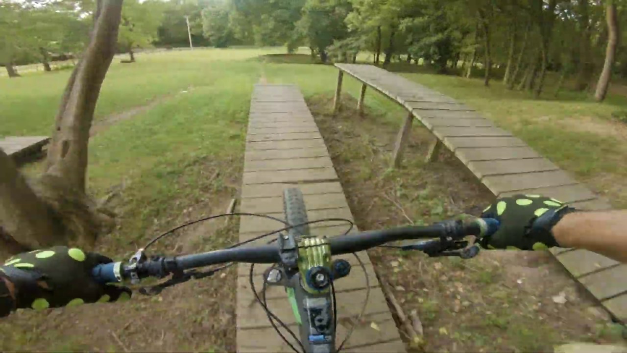 A quick round at Two Rivers Bike Park - YouTube