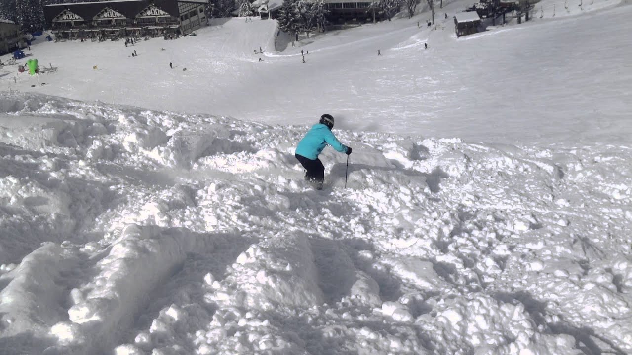 Mogul run at Nozawa on 11 Jan 2013 - YouTube