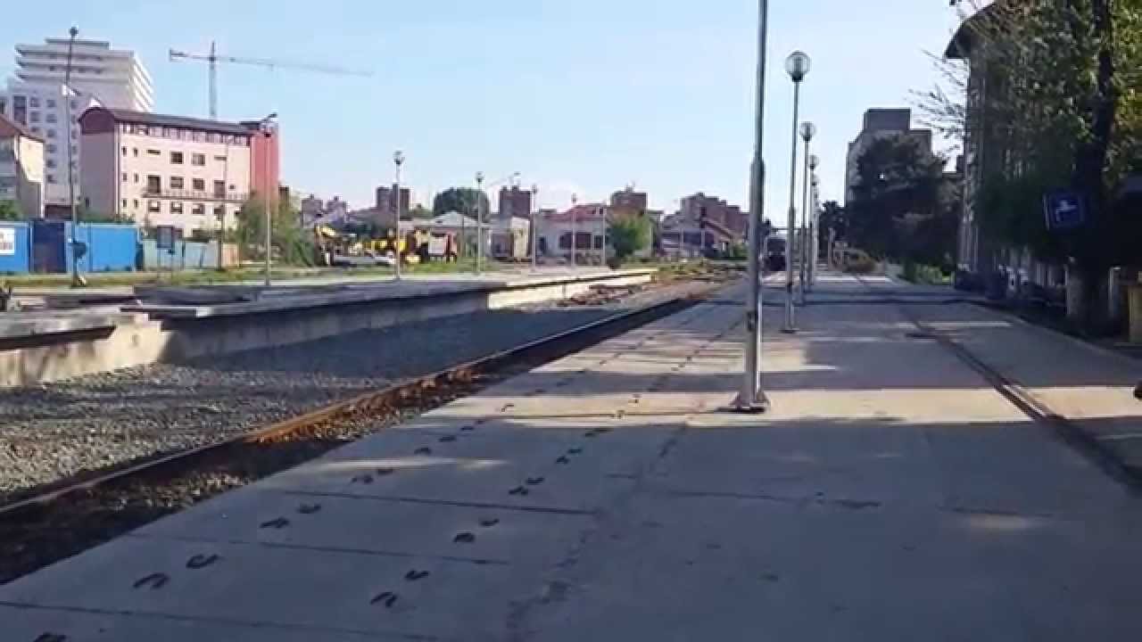 IR 1523 intra in gara din Ramnicu Valcea - YouTube