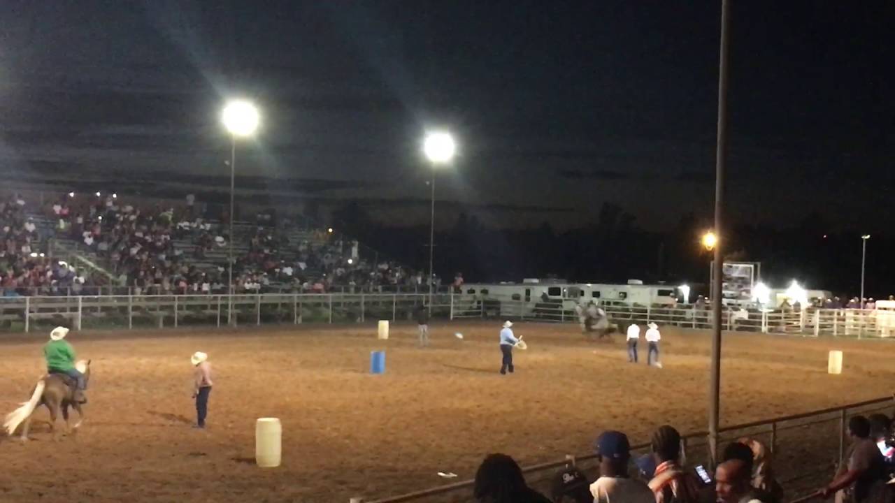 Okmulgee Rodeo 2016 Pony Express 2nd Race - YouTube