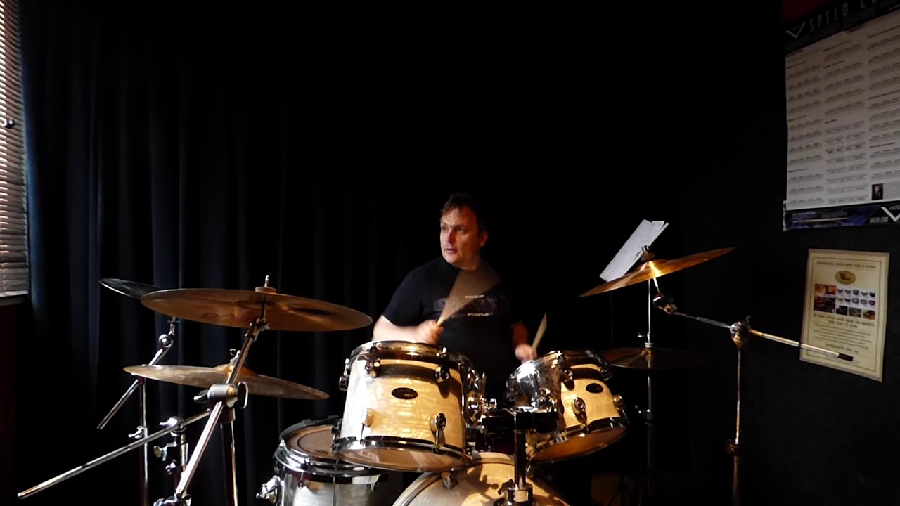 Take four. Trummid.Drums. Oma rütm.Oewn beat. Õppevideo nr.8 - YouTube