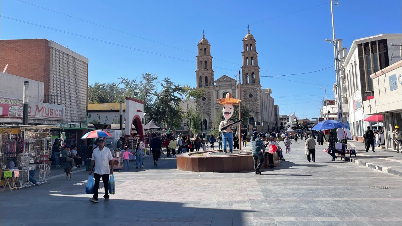 Walking to Ciudad Juárez Downtown-Food, Fun & Sightseeing! - YouTube