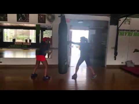 Training Caro - YouTube